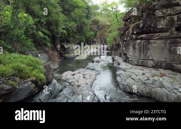 River cutting trough black rocks on the Brazilian Cerrado in Chapada ...