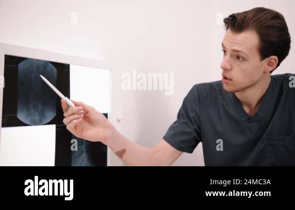 X-ray Analysis, Medical Imaging, Imaging Evaluation. Physician ...