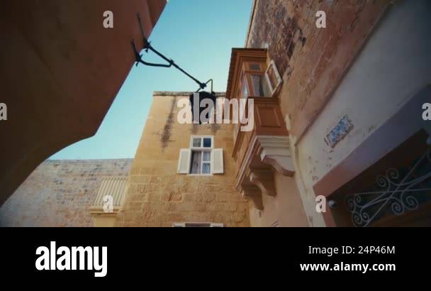 Beautiful cityscape of the old historic streets of Malta, Mdina ...