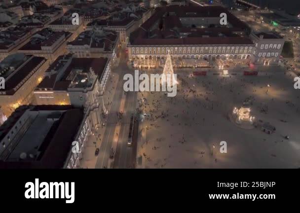 Lisbon, Portugal - 27 December 2024: Establishing shot of Praca do ...
