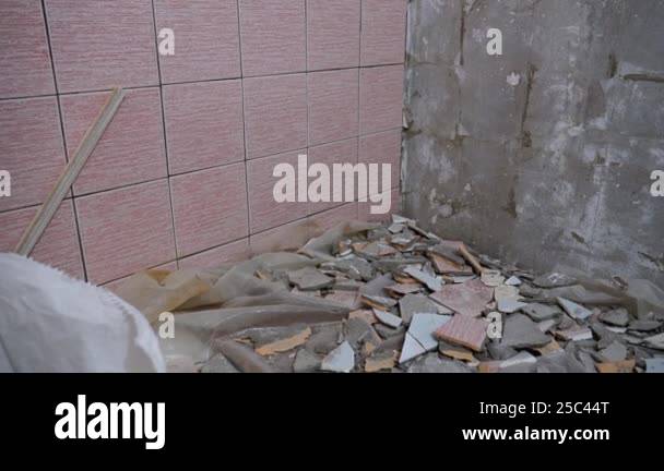 Remodeling mess Stock Videos & Footage - HD and 4K Video Clips - Alamy