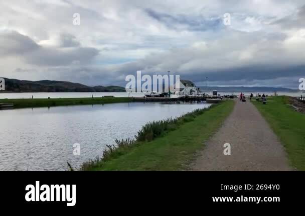 Caledonian Canal Sea Loch at Merkinch near Inverness, Scotland. Beauty ...