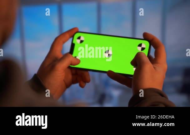 Horizontal phone screen with chroma key mockup Stock Video Footage - Alamy