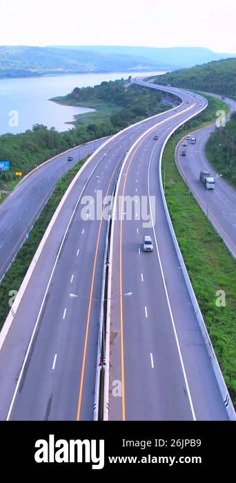 Elevated expressway running on the expressway Stock Video Footage - Alamy