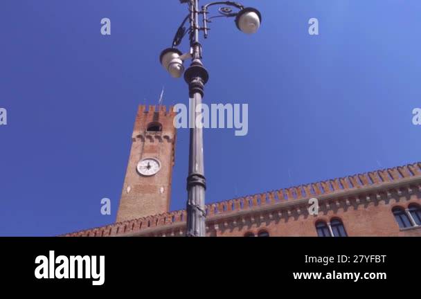 Outdoor lamp post clock Stock Videos & Footage - HD and 4K Video Clips ...