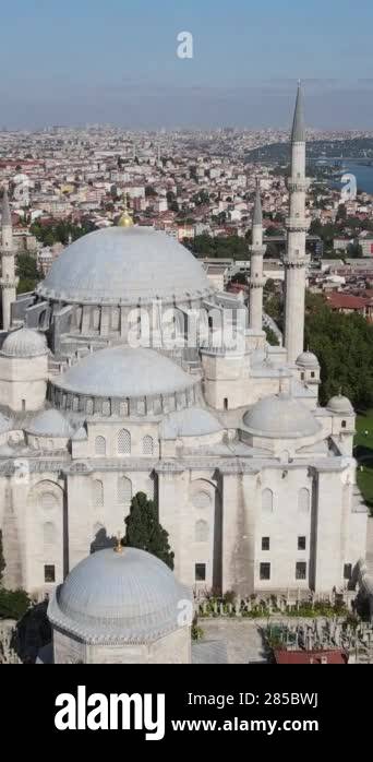Suleymaniye Cami Mosque the ancient symbols in Istanbul, aerial shot ...