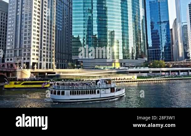 Chicago, USA - October 23, 2024: Chicago city travel. Skyscraper ...