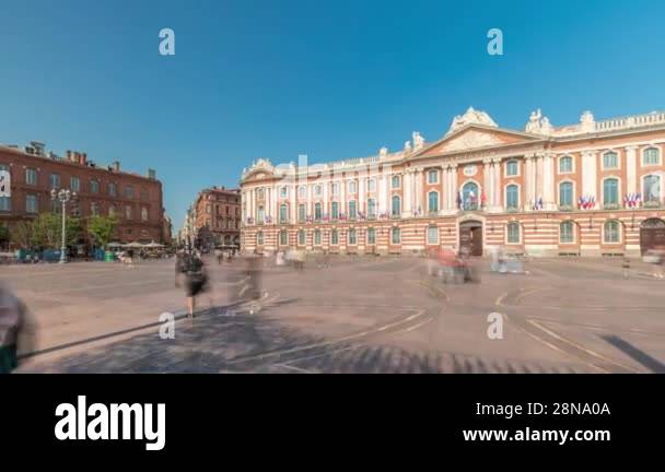 Panorama showing the Capitole de Toulouse timelapse showcases the ...