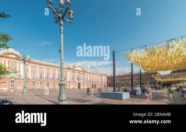 Panorama showing the Capitole de Toulouse timelapse showcases the ...
