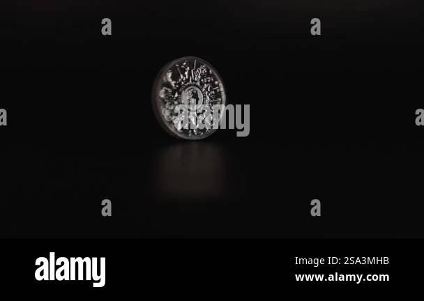 Coin flip Silver coin of Queen Elizabeth 5 pounds 2 ounce silver coin ...