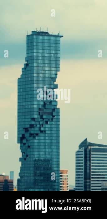 Time lapse cityscape and high-rise buildings in metropolis city center ...