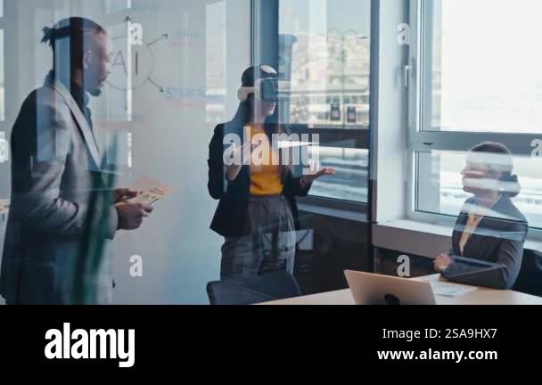 Innovation session Stock Videos & Footage - HD and 4K Video Clips - Alamy