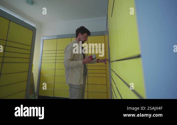 Drop off parcel Stock Videos & Footage - HD and 4K Video Clips - Alamy