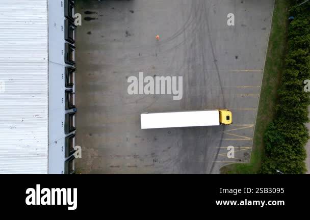 Car loading ramp Stock Videos & Footage - HD and 4K Video Clips - Alamy
