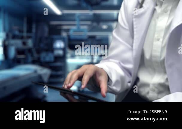 Close up of smart medical worker grabbing human heart anatomy hologram ...