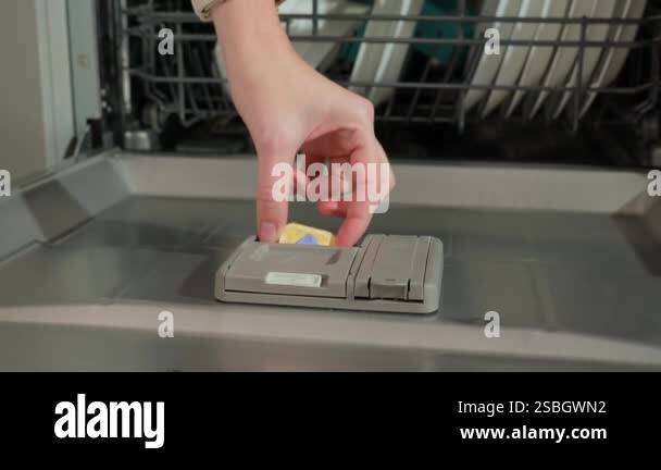 Dishwashing cycle Stock Videos & Footage - HD and 4K Video Clips - Alamy