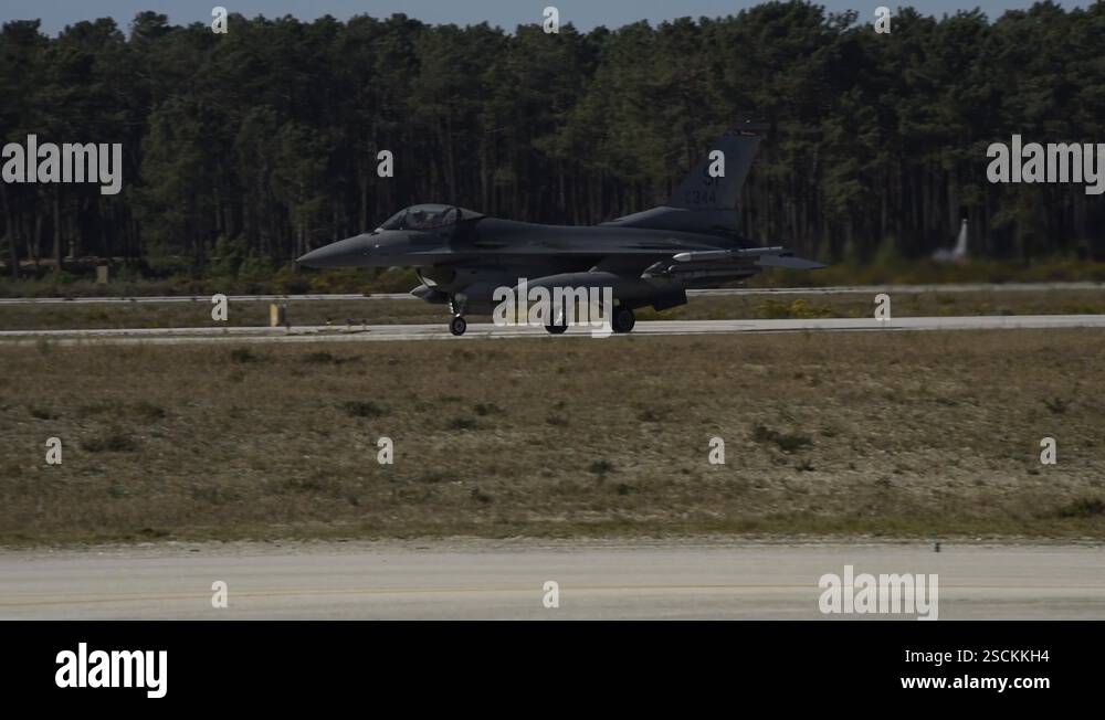 F-16 Fighting Falcon taxiing at Monte Real Air Base, Portugal Stock ...
