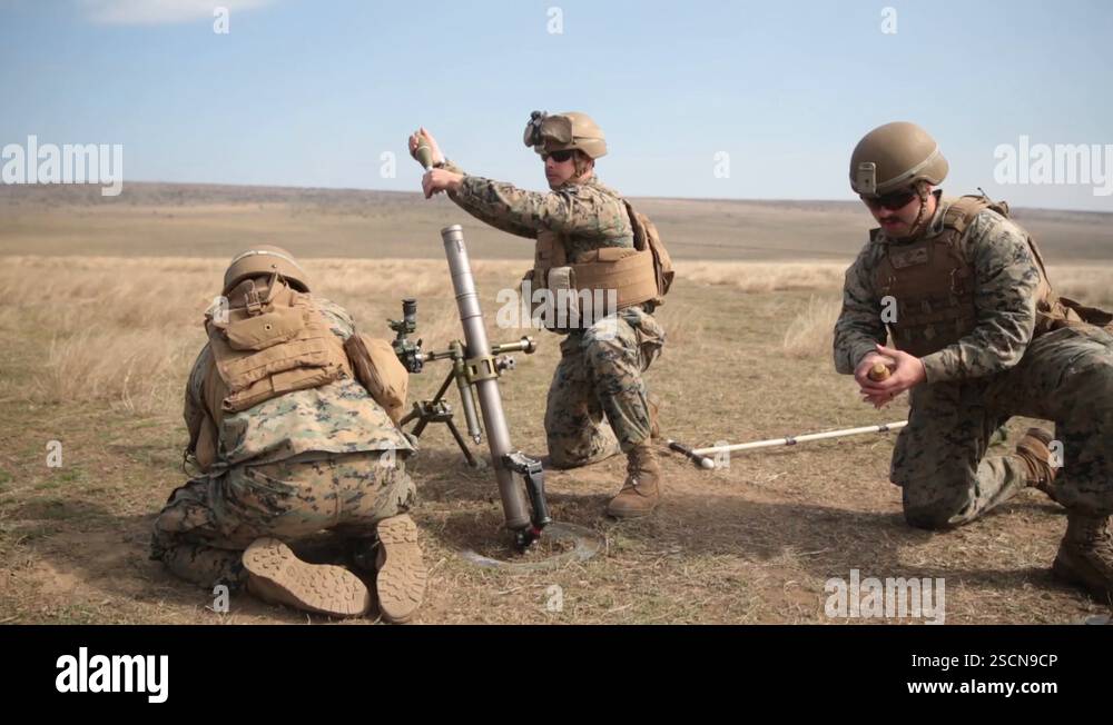 Soldiers loading and firing rocket launcher Stock Video Footage - Alamy