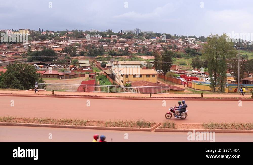 Road traffic on the African Union Road or Kanogo Road in Kigali Stock Video Footage - Alamy