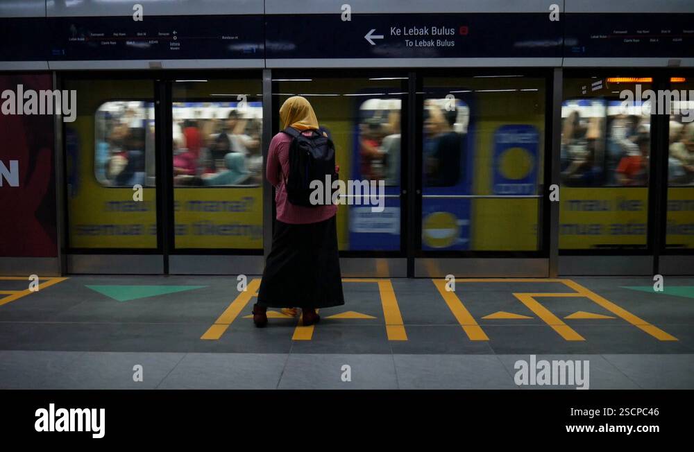 Jakarta MRT - Passenger Waiting for Commuter - Depart and Leaving ...