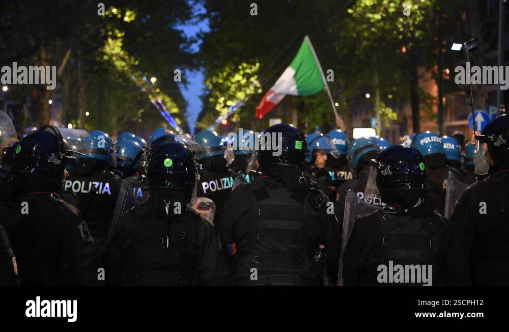 Italian far-right and neo-fascist supporters wave flags and confront ...
