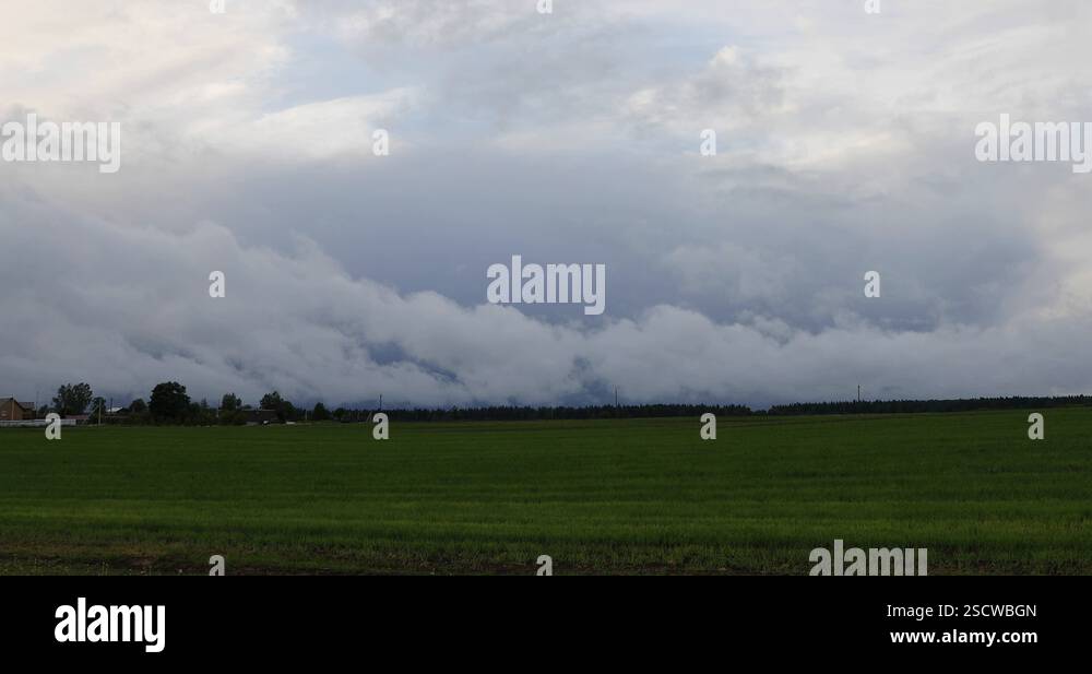white clouds moving time lapse video 4k Stock Video Footage - Alamy
