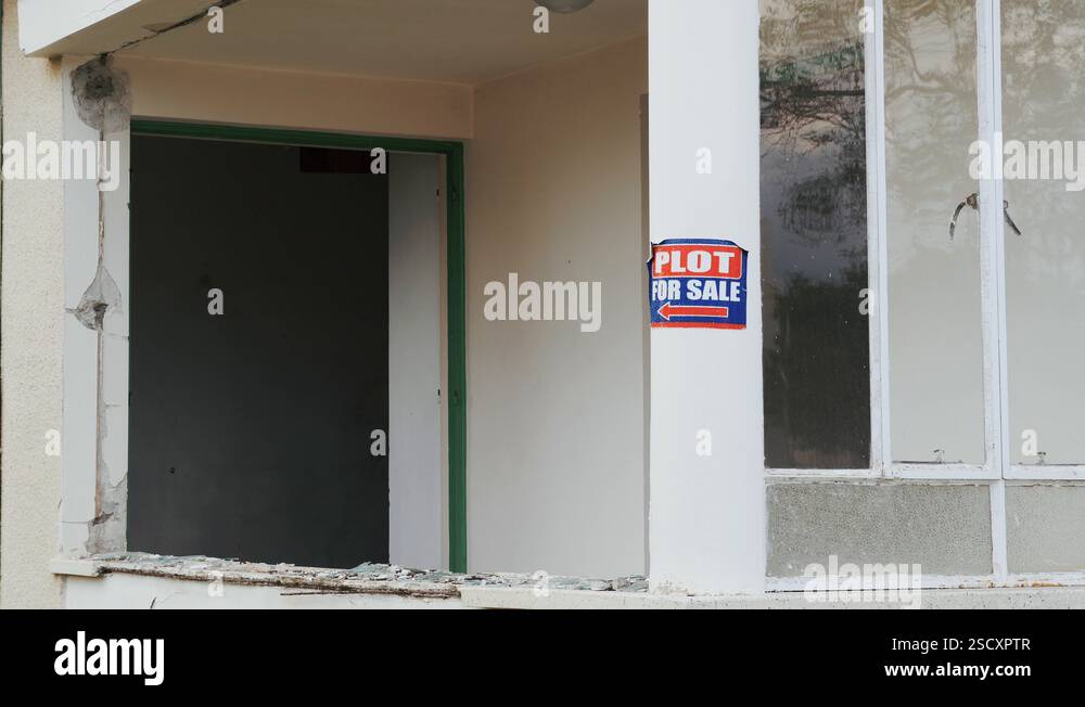 For sale sign. Lot for sale sign sticker. White house with window for ...