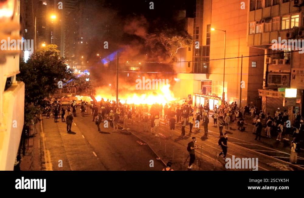 Protesters set fire in Hong Kong Stock Video Footage - Alamy
