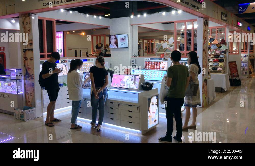 people at Mixt Chatuchak mall, Bangkok Stock Video Footage - Alamy