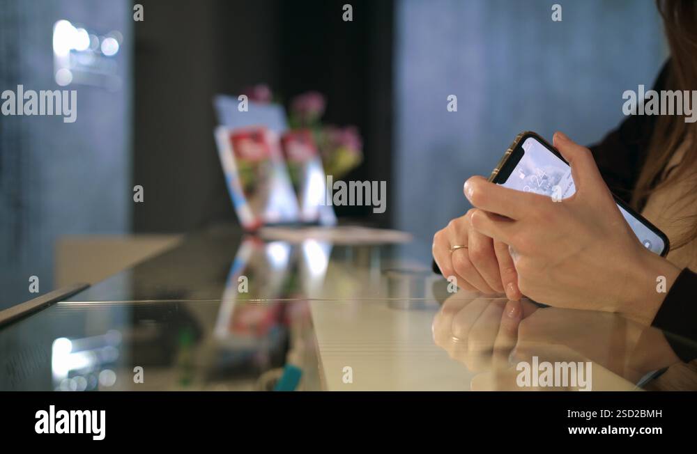 Receiving card Stock Videos & Footage - HD and 4K Video Clips - Alamy