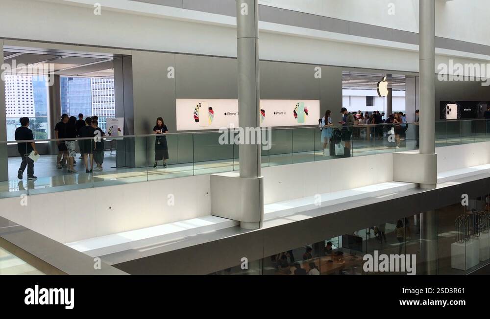 first Apple Store in Hong Kong located in IFC mall Stock Video Footage - Alamy