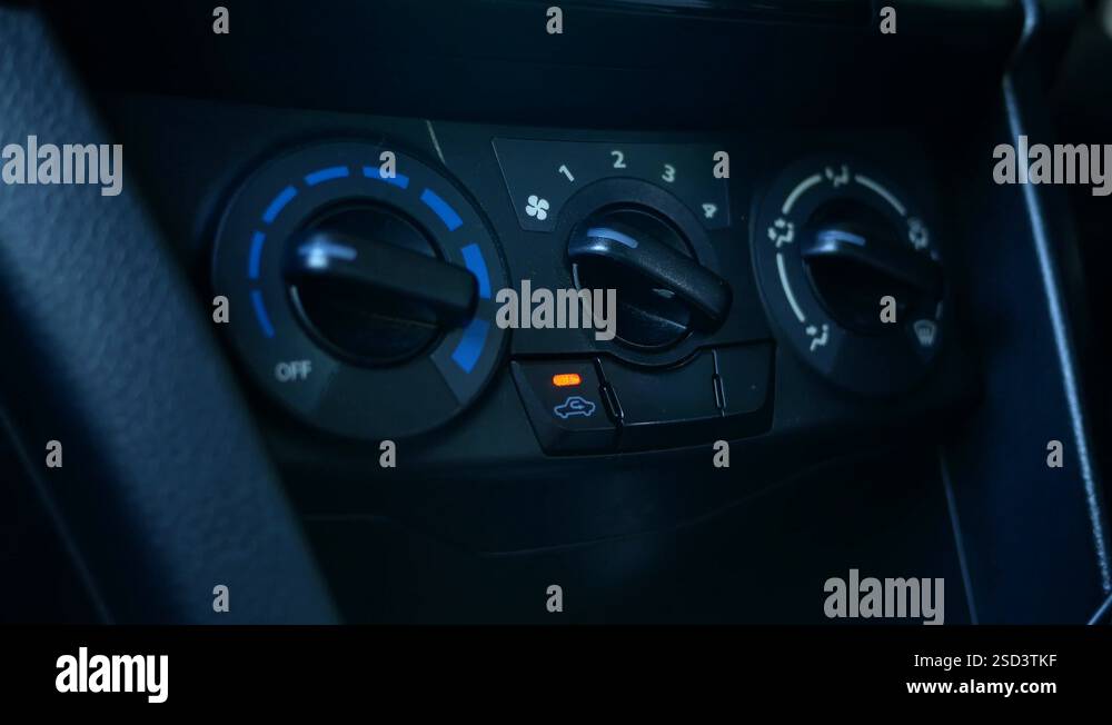 Adjust car air-conditioning and ventilation system with fan speed ...