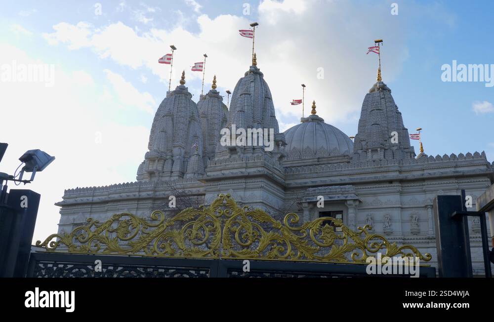 Neasden Temple called BAPS Shri Swaminarayan Mandir in London - LONDON ...