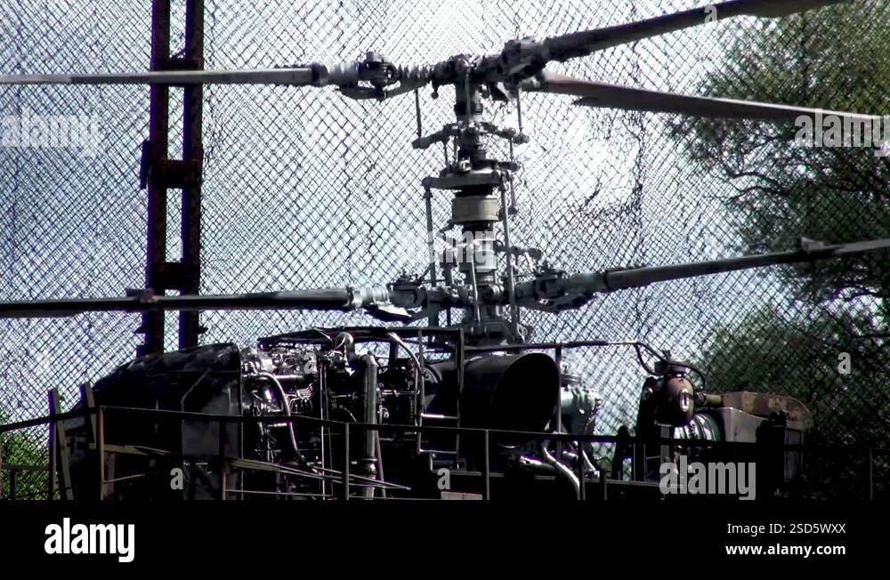 Aircraft repair network. Tests of helicopter gearbox VR-252 on test ...