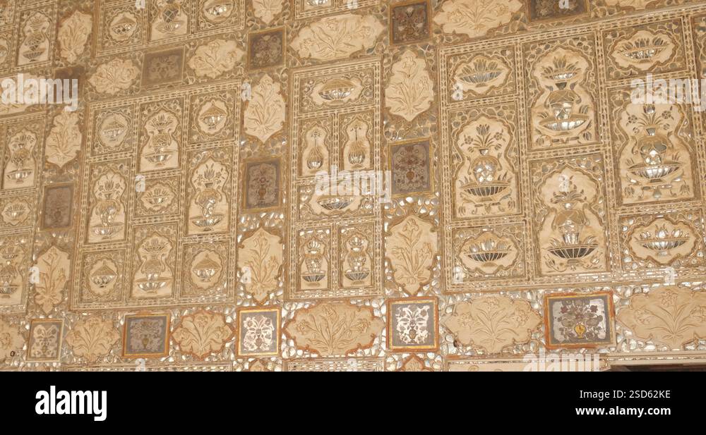 Wall of the Mirror Room Inside Sheesh Mahal in Amer (Amber) Fort Stock ...