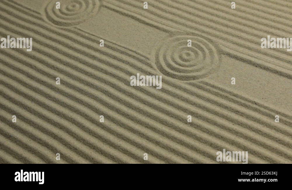 Circles and lines on the sand. Panorama. Texture of sand. Simple ...