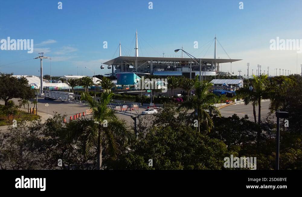 Rising reveal aerial Miami Hard Rock Stadium Stock Video Footage - Alamy