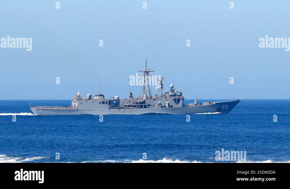 HMAS Melbourne (FFG 05) Adelaide-class guided-missile frigate Stock ...