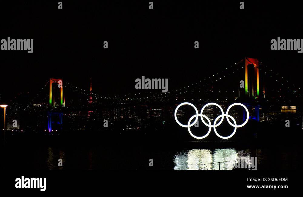 TOKYO, JAPAN : The five ring symbol of the Olympic Games at Odaiba ...