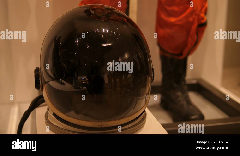 High altitude Pressure Helmet. Type HGK-13. Designed for aircrew ...