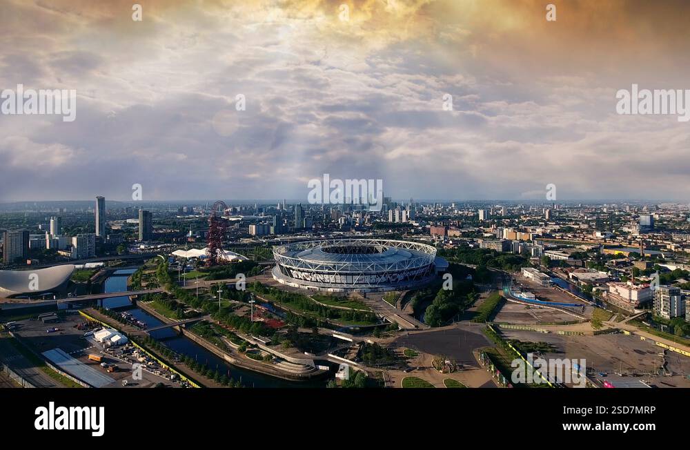 Olympic stadium queen elizabeth olympic park Stock Videos & Footage ...