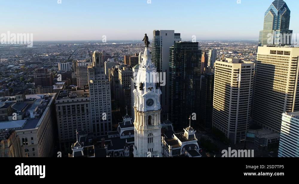 Philadelphia City Hall Tower and bronze statue of William Penn ...