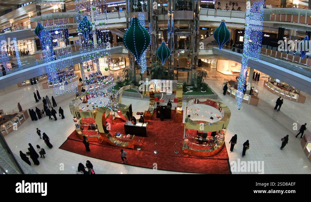 Kingdom Center Tower shopping mall in Riyadh, commerce in Saudi Arabia ...