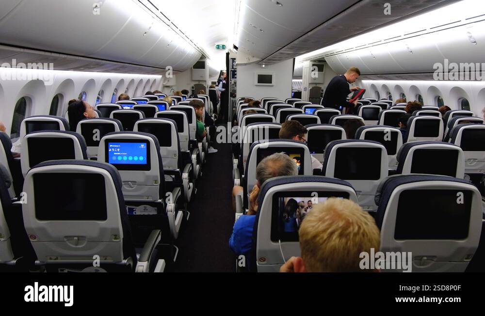 Boeing people Stock Videos & Footage - HD and 4K Video Clips - Alamy