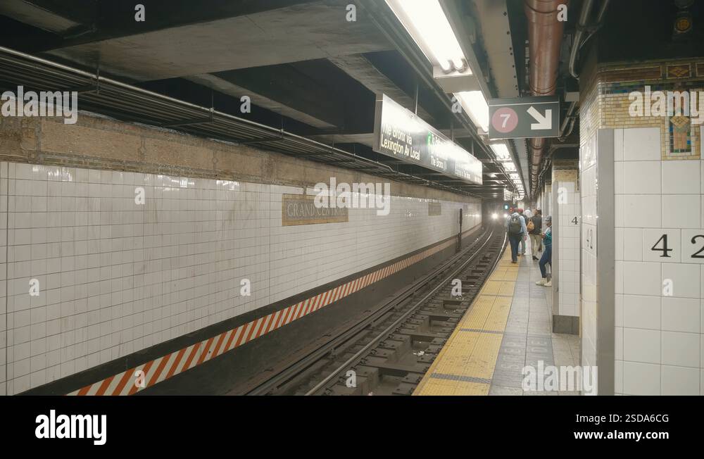 Grand central subway station, New York Stock Video Footage - Alamy