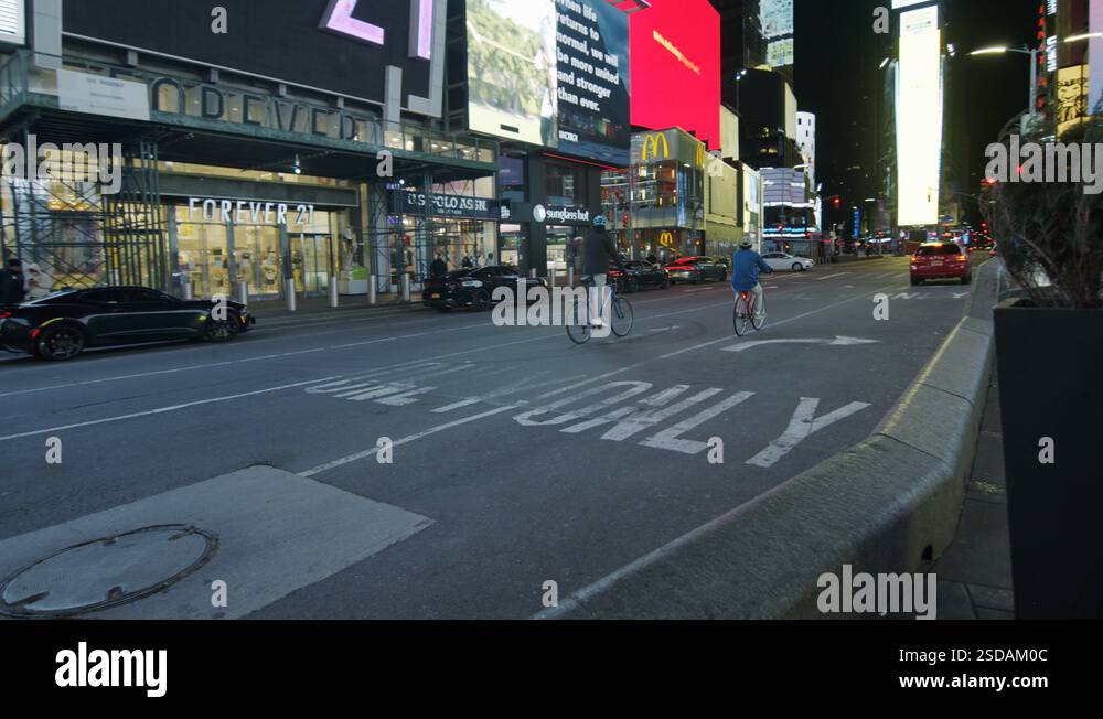 Times square during lockdown covid Stock Videos & Footage - HD and 4K ...