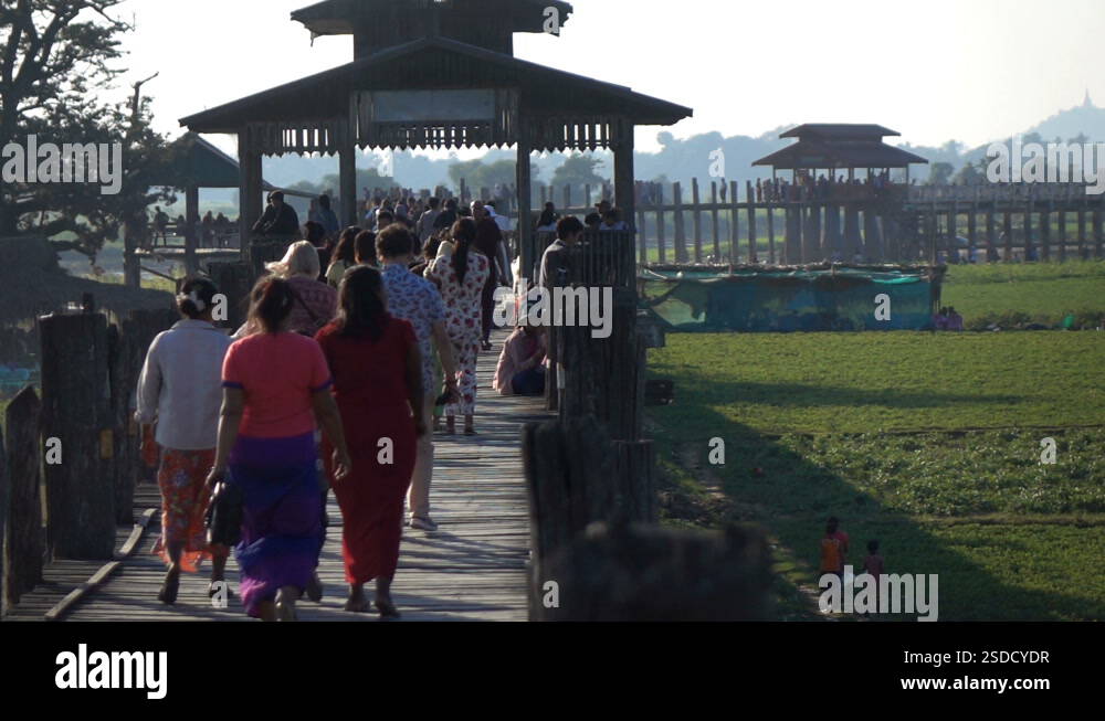 People walking on Ubein, World longest wooden bridge, Mandalay, Myanmar ...
