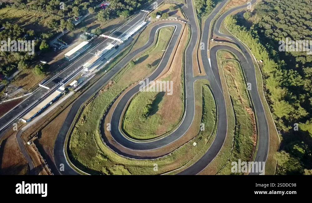 Racing circuit Stock Videos & Footage - HD and 4K Video Clips - Alamy