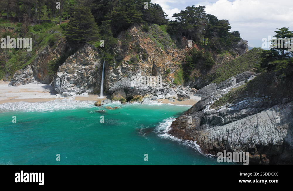 The world-famous wild nature landmark on the Pacific coast line, 4K ...