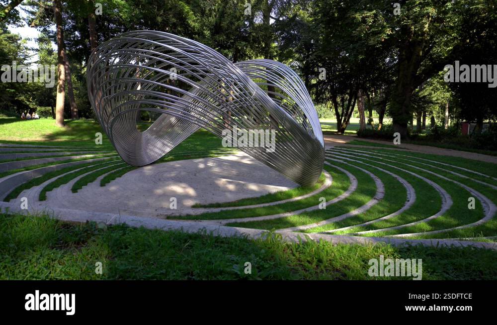 Wave sculpture Stock Videos & Footage - HD and 4K Video Clips - Alamy